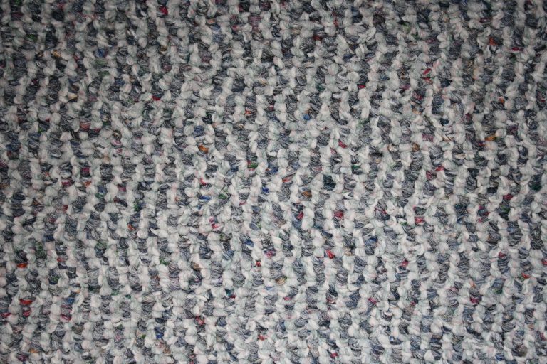Gray and White Loop Pile Carpet Texture – Photos Public Domain